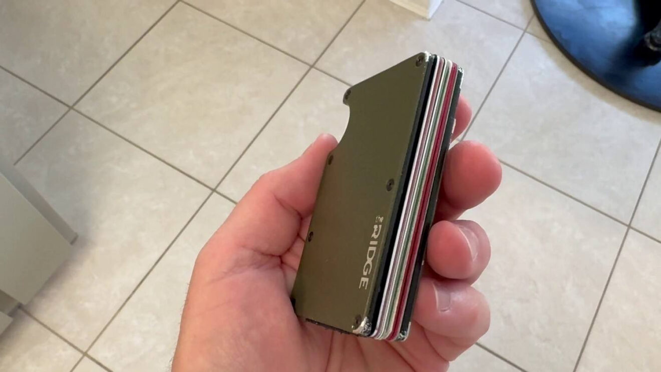 Ultimate Ridge Wallet Review (6 yrs later): Features, How to use